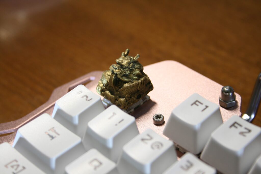 Chinese Golden Dragon Jade Seal: Exquisite! | Kawaiikeycaps