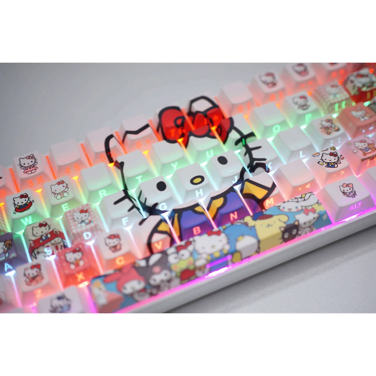 Hello Kitty Keycap Set - Side-Engraved Backlit Cherry Profile