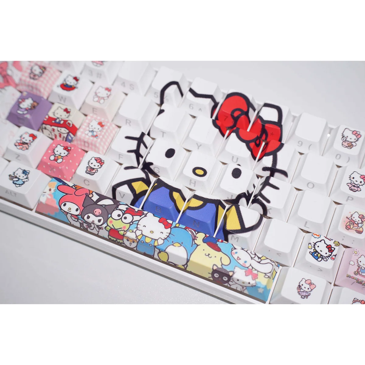 Hello Kitty Keycap Set - Side-Engraved Backlit Cherry Profile