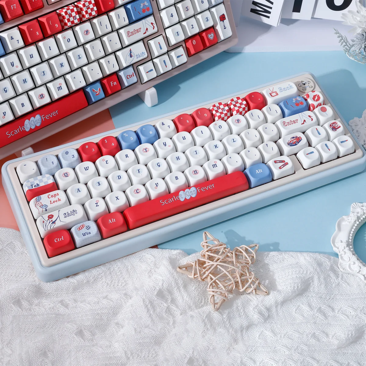 Red Lips Keycap Set | Bold Retro Pop Art Design