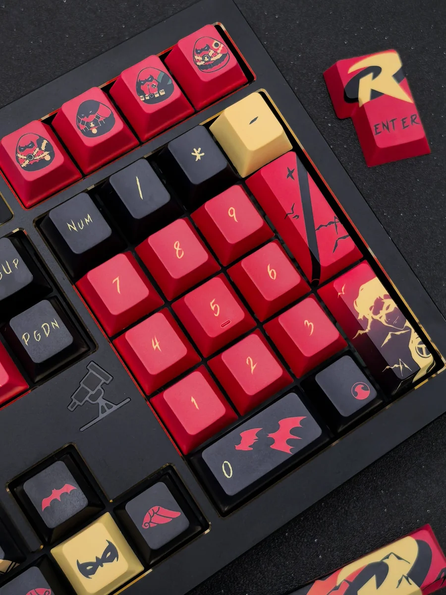Red Robin Keycap Set | Channel Tim Drake's Vigilante Spirit