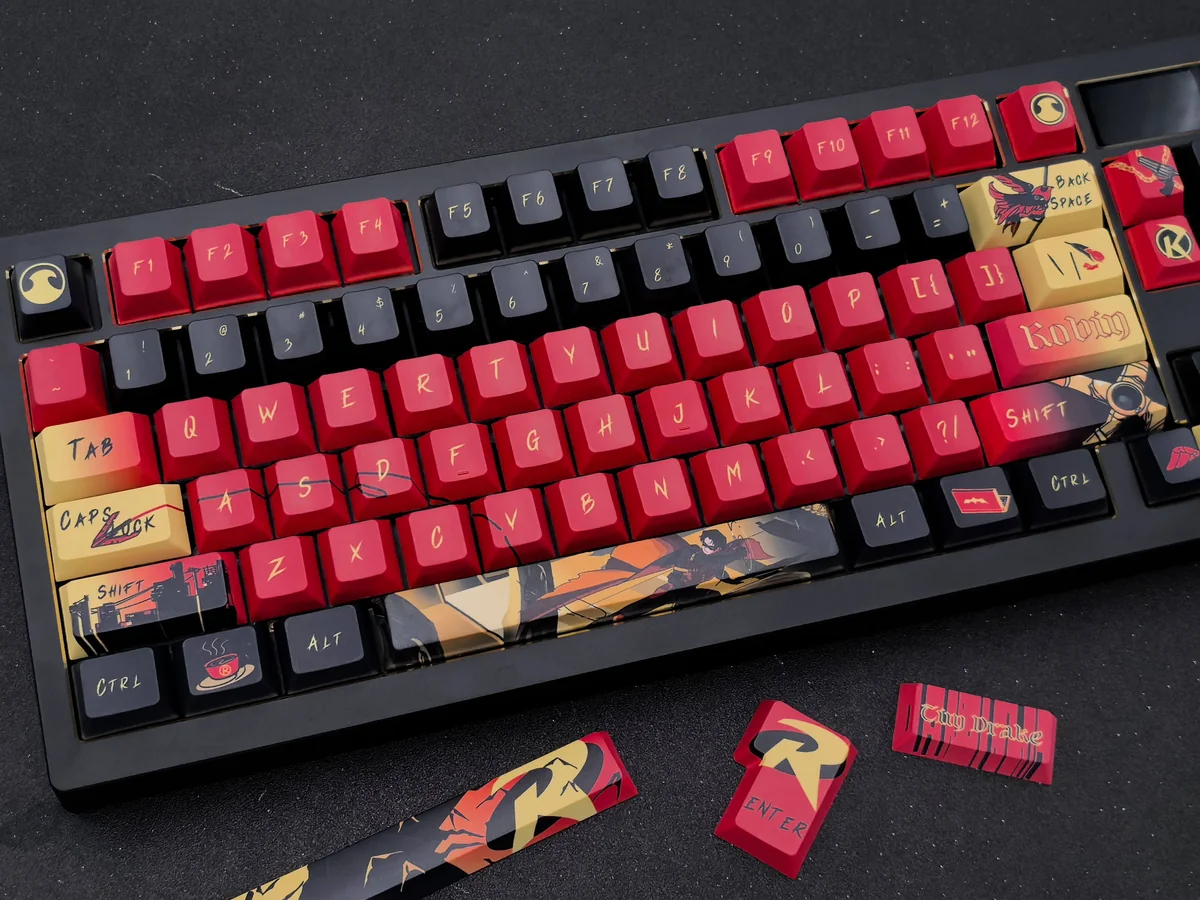 Red Robin Keycap Set | Channel Tim Drake's Vigilante Spirit